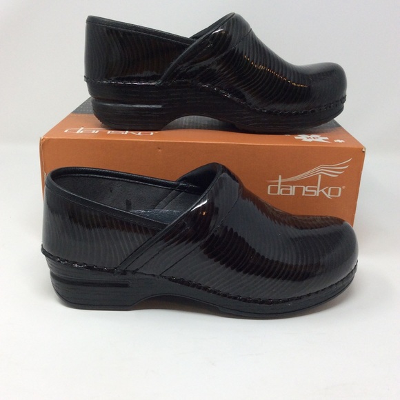 Dansko | Shoes | Dansko Pro Xp Swirl Patent Black Clogs | Poshmark